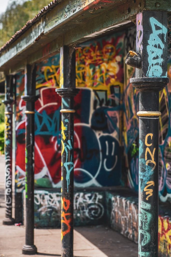 One Liner Graffiti: The best art of expressing creativity in 1 Line - L ...